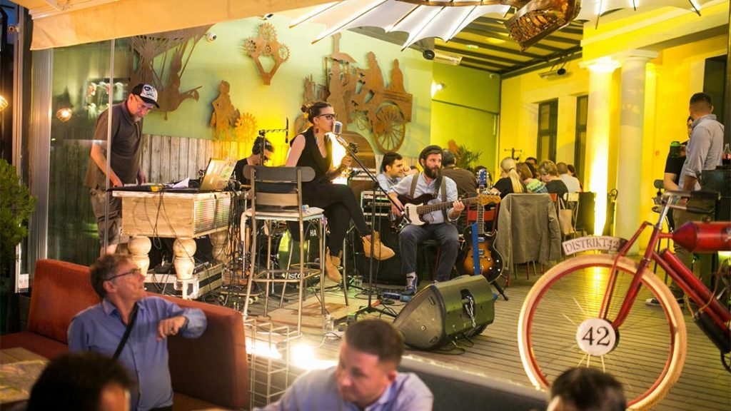 Verdens kuleste gastropub ligger i Bucuresti - Bucuresti - Opplev Storby